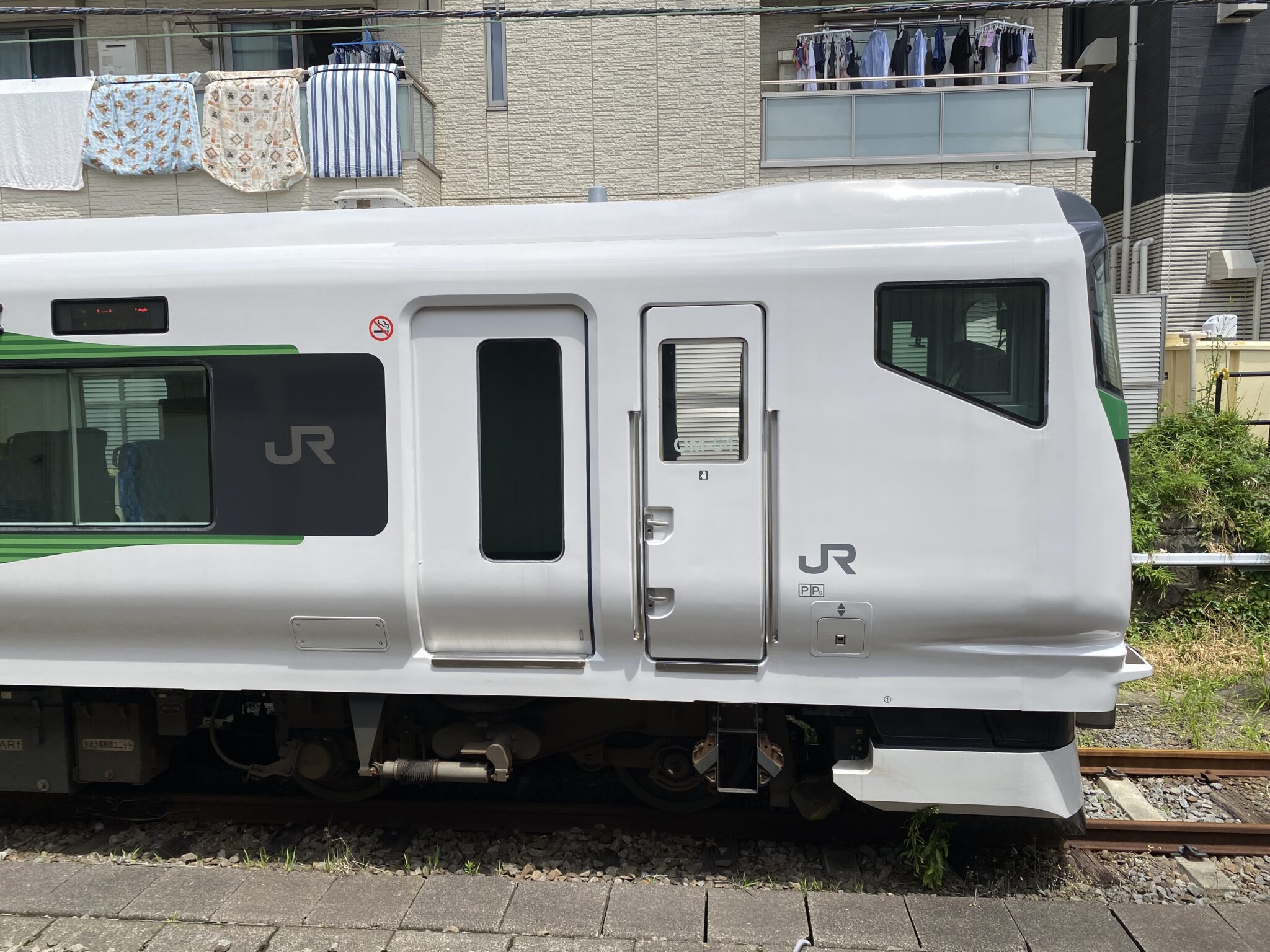 【鉄道】2022年6月12日 185系団体・E257系臨時列車横須賀線入線！（快速鎌倉あじさい号・ホリデー快速鎌倉号・品川駅仮開業150年記念号団体列車） | とむの鉄道趣味日記(Tom's ...